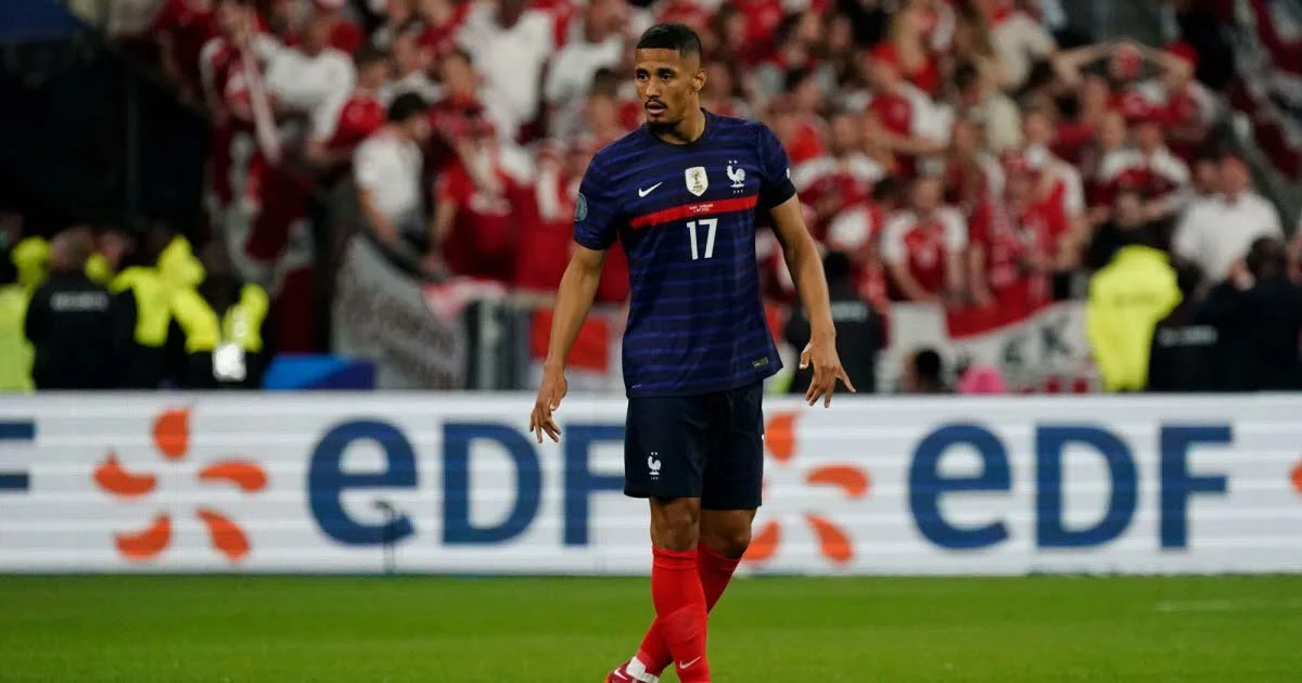 Forfait de William Saliba : Maxence Lacroix appelé pour la tournée ...